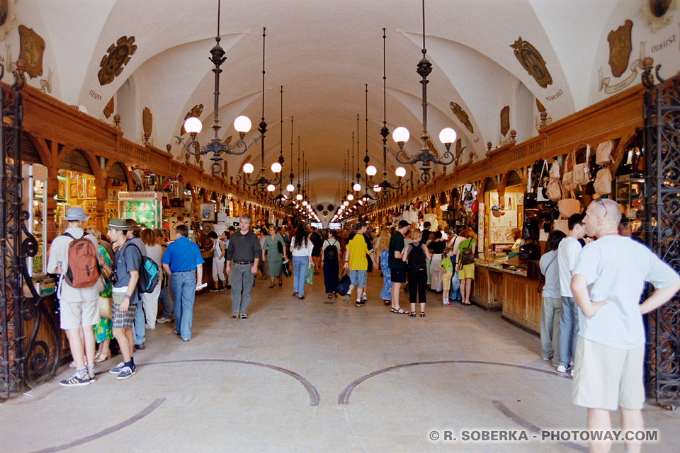 Photos De L artisanat Polonais Photo Des Sukiennice Boutiques Cracovie